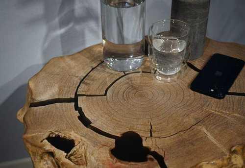 Журнальный стол из дерева