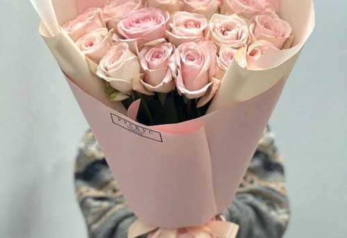 Розы пионовидные розовые. Букет цветов роз