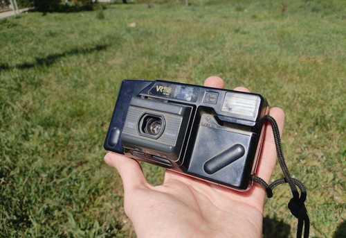 Винтажный фотоаппарат Kodak VR35