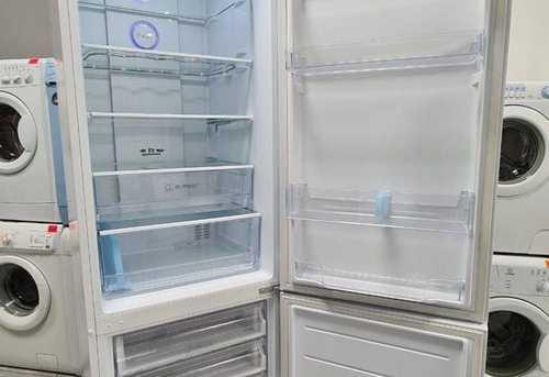 Холодильник с большим морозильником