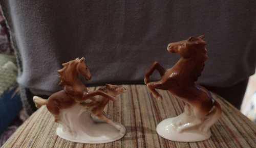 Фарфоровые статуэтки Лошади