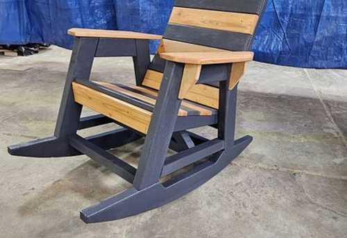 Кресло-качалка деревянное, садовое
