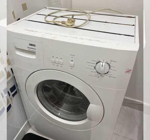 Стиральная машина бу zanussi 800 6кг