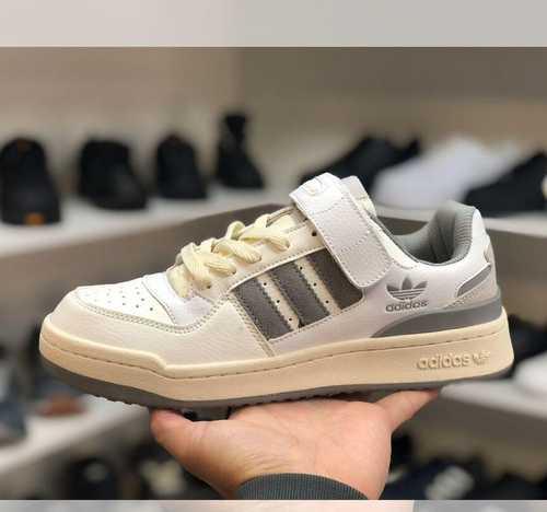 Кроссовки Adidas Forum low