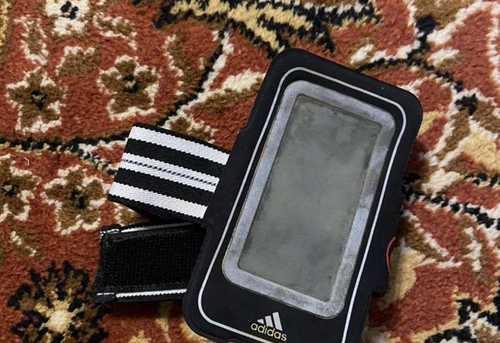 Спортивный чехол adidas для iPhone 4/4s