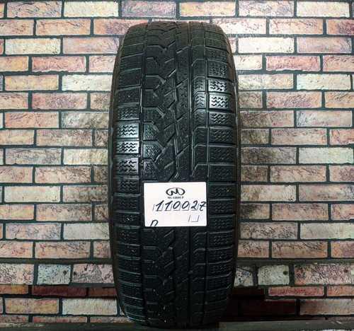 Kumho I'Zen RV Asymmetric 235/65 R17