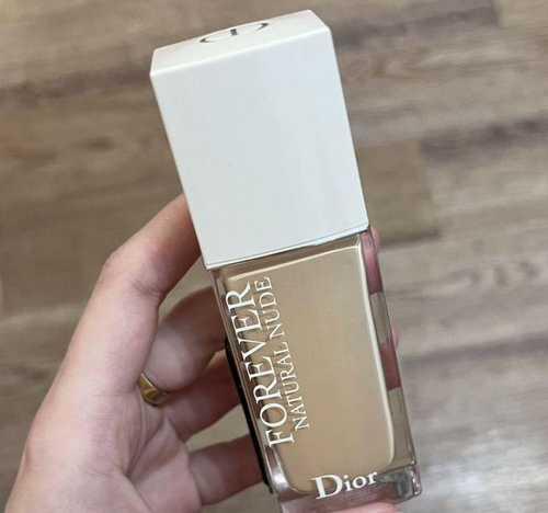 Тональный крем dior forever natural nude