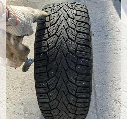 Gislaved NordFrost 100 205/60 R16