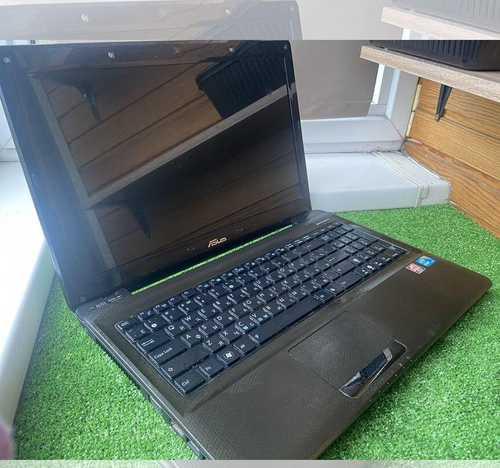 Ноутбук asus