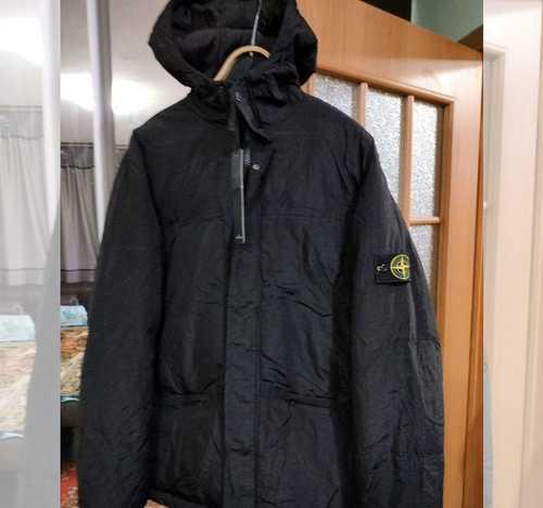 Stone island пуховик 52-54