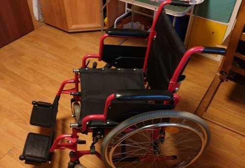 Кресло каталка для инвалидов