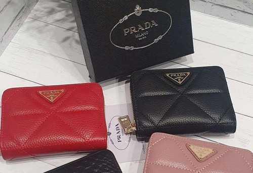 Кошелек женский prada