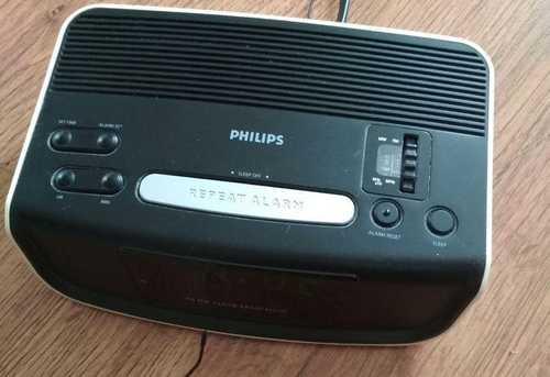 Часы / будильник Philips электронные