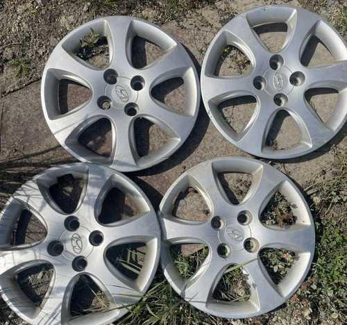 Колпаки на hyundai solaris r15