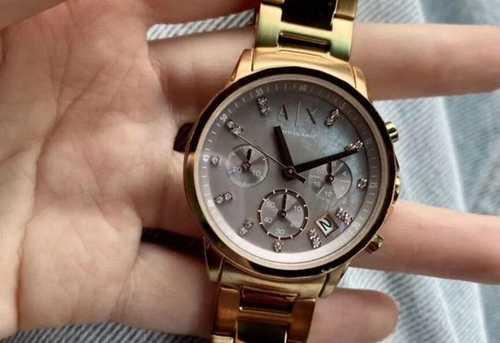 Часы женские Armani Exchange