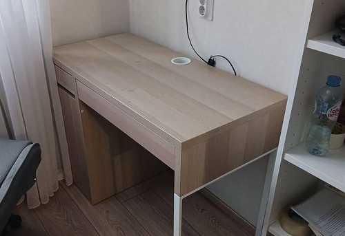 Письменный стол IKEA микке