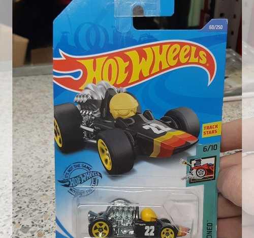 Модель Hot Wheels Head Starter