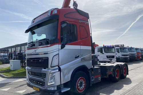 В разборке грузовик Volvo,FH с 2013