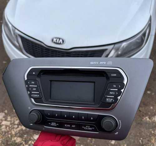 Штатная магнитола Kia rio 3