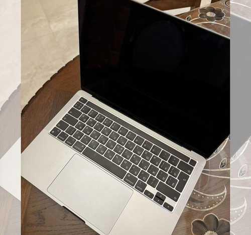 Apple macbook pro 13 2020 m1 16gb 256gb