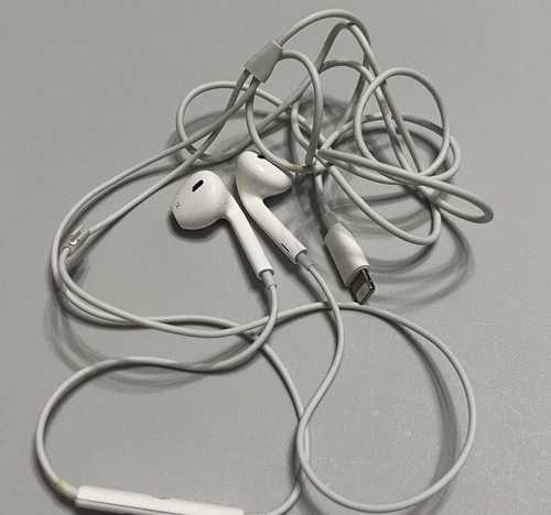 Наушники apple earpods lightning