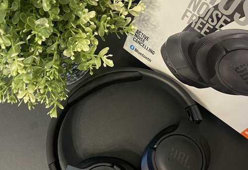 Беспроводные наушники JBL tune 750BT