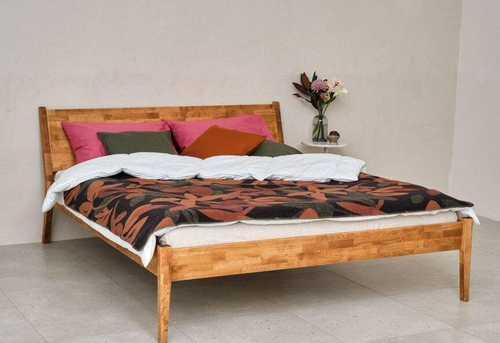 Кровать двуспальная Loona 160х200 из массива дерев