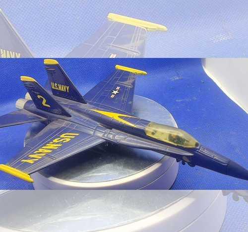 Модель F/A-18 Hornet, 1:72 Модель самолëт