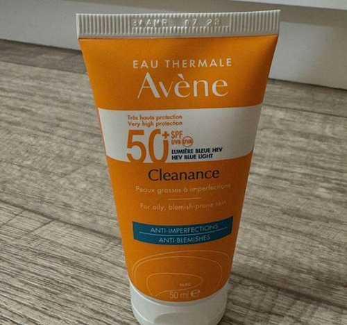 Avene солнцезащитный тонирующий флюид SPF 50 