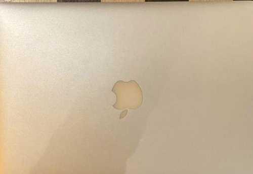 Apple MacBook Air (13-inch 2015)
