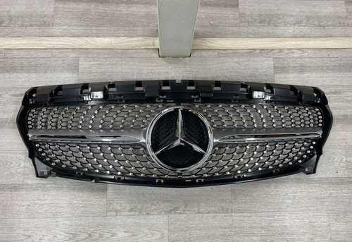 Решетка радиатора Mercedes CLA w117 рест 16-19г