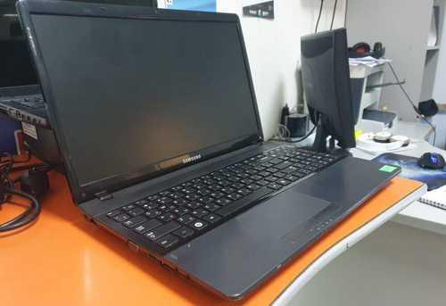 Ноутбук - Samsung 300E4A- 0XW