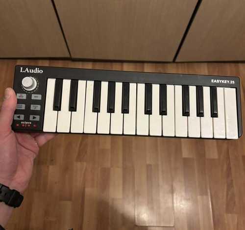 Midi клавиатура Laudio EasyKey