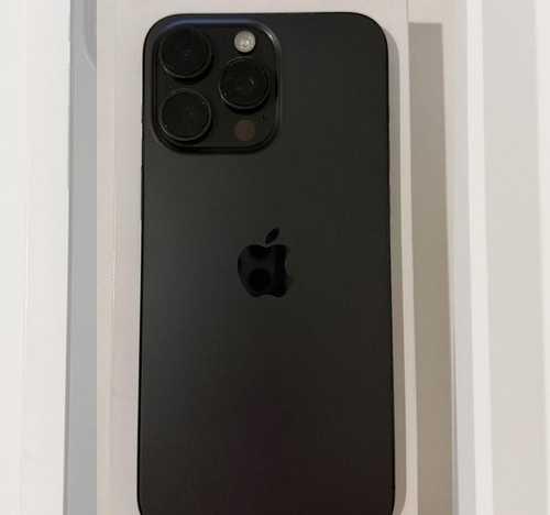 iPhone 15 Pro Max, 256 ГБ