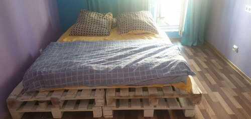 Кровать двухспальная стиль loft из палетов