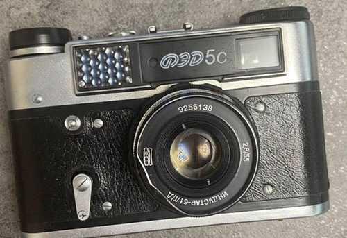 Плёночный фотоаппарат Фэд 5С