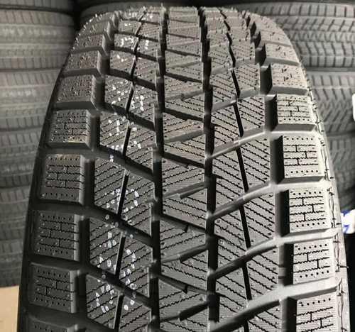 Habilead IceMax RW501 215/65 R16 98H