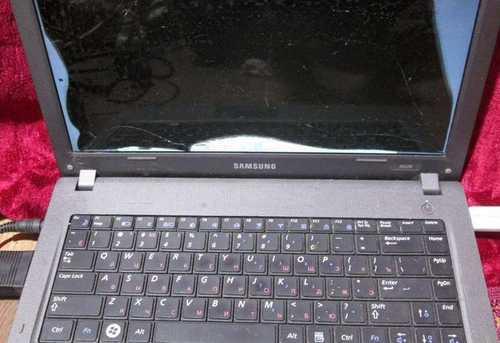 Ноутбук Samsung NP-R428 битая матрица