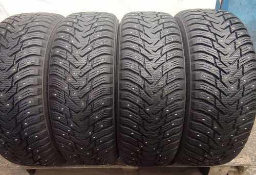 Nokian Tyres Hakkapeliitta 8 SUV 215/65 R16 102T