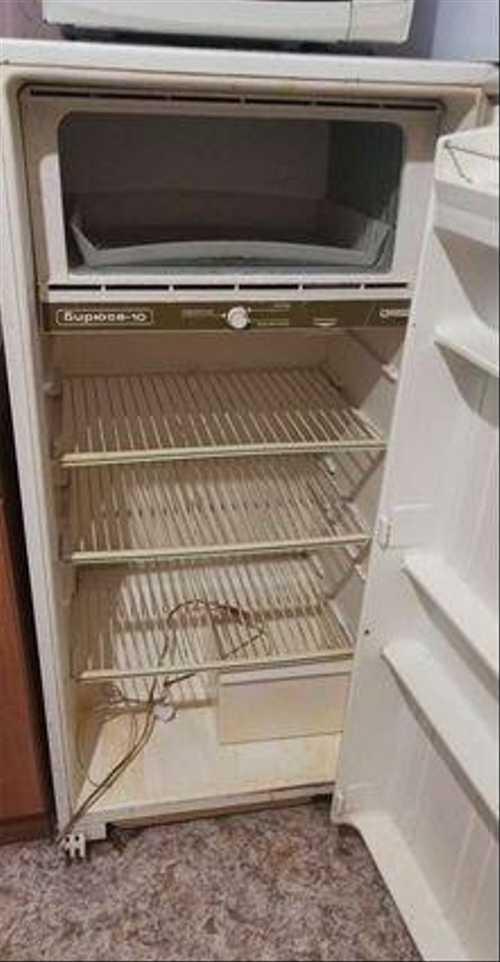Холодильник бу бирюса10