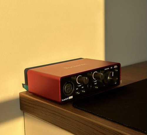 Аудиокарта focusrite scarlett solo 3rd gen