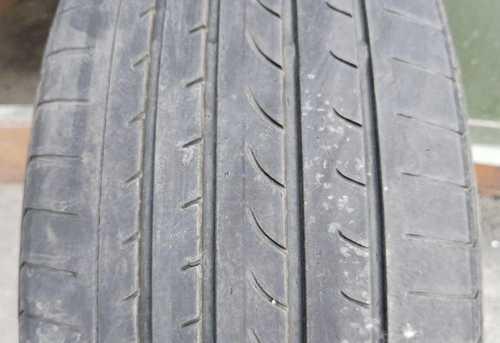 Yokohama BluEarth RV-02 225/60 R17 99H