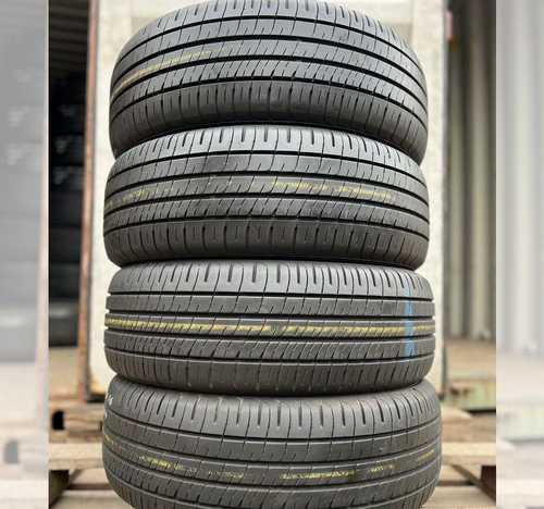 Dunlop Enasave EC204 215/60 R16