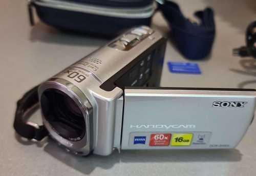 Видеокамера Sony оптика 60x