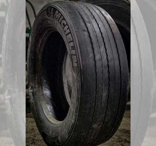 Грузовые шины Б/У 295 60 R22.5 Michelin