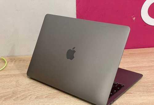 MacBook Air 13 2020 i5/8gb/500gb