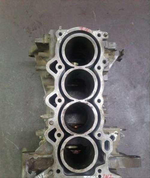 Блок цилиндров Toyota Allex NZE121 1nzfe 2001