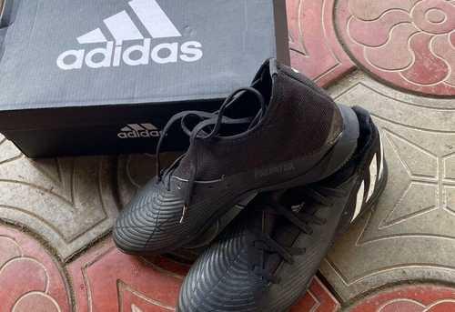 Футзалки adidas predator