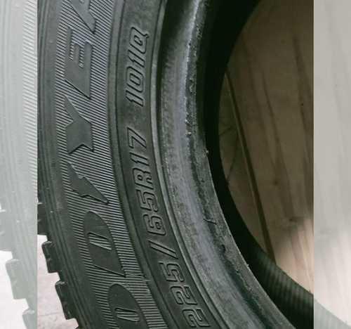 Goodyear Wrangler AT 225/65 R17