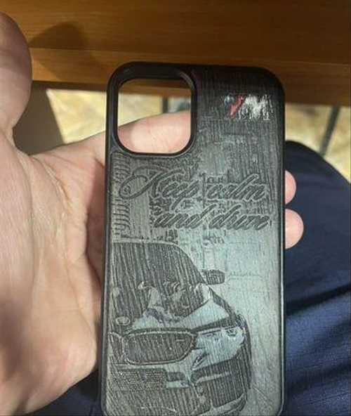 Чехол на iPhone 12 mini из дерева с 3D гравировкой